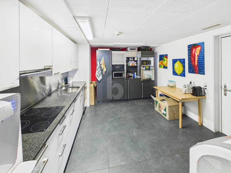 Bright office with good infrastructure (office 4.08) | ImmoScout24